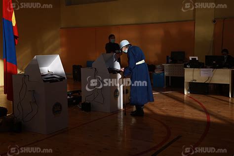 Монгол Улсын сонгуулийг гадаадын 12 хэвлэл мэдээллийн байгууллагын 27 сэтгүүлч сурвалжилна