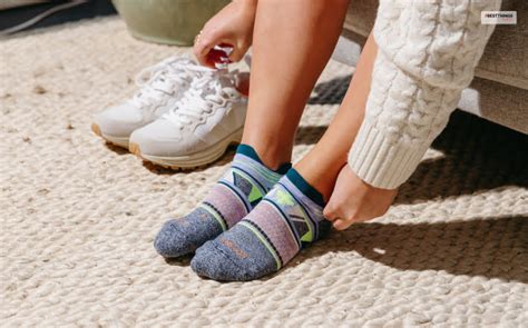 7 Best Bombas Socks You Can Try For Your Ultimate Comfort