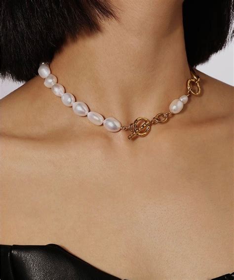 18k Gold Toggle Clasp Pearl Necklace Gold Toggle Necklace Etsy