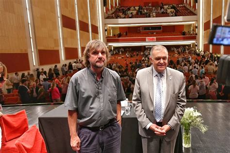 Se firmó en Tucumán el Acta de Independencia de los jóvenes de la droga y una multitud colmó un