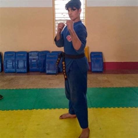 Aarav Bhatia Birthday Young Man Is On Daddy Akshay Kumars Footsteps