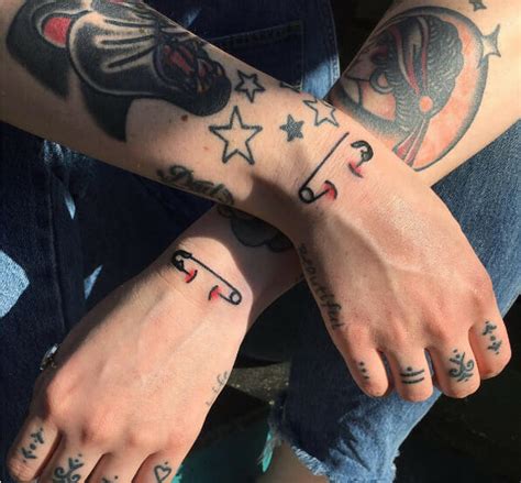 15 Safety Pin Tattoo Designs A Symbol Of Solidarity And Empathy