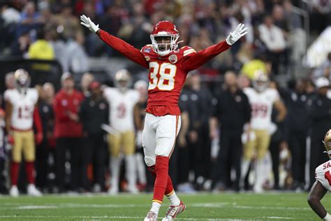Report Chiefs Have Traded Star Cornerback Ljarius Sneed The Spun