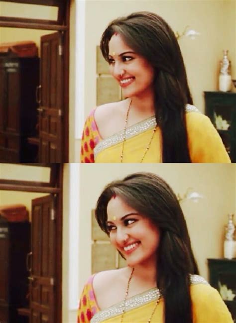 Sonakshi Sinha In Dabangg 2 Beautiful Bollywood Actress Sonakshi