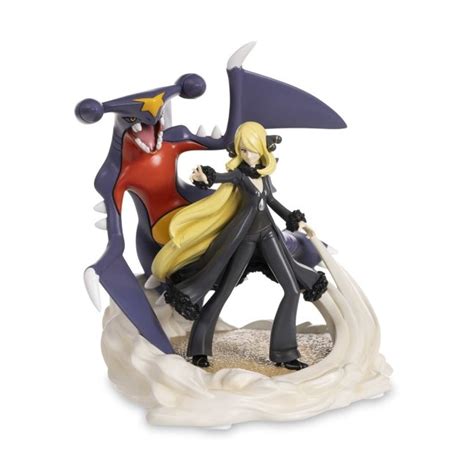 Cynthia And Garchomp Pokémon Trainers Figure Pokémon Center Official Site