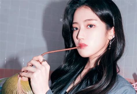 Biodata Profil Dan Fakta Lengkap Alice Tracer Kepoper