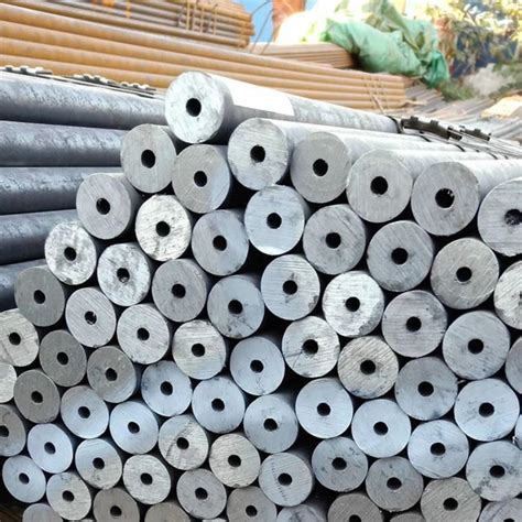 Chine ASTM A53 Grade B Pipe Carbon Seamless Pipes Fabricants