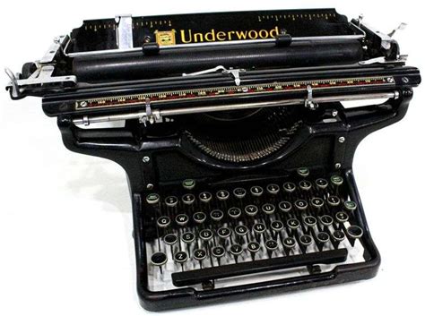 Vintage 1920s Underwood No14 Carriage American Typewriter Bunting