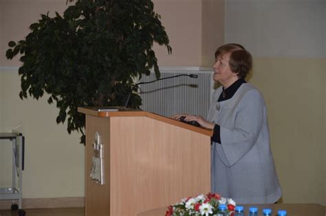 Ksiądz Janusz Stanisław Pasierb zanurzony w Bogu sztuce i poezji 25