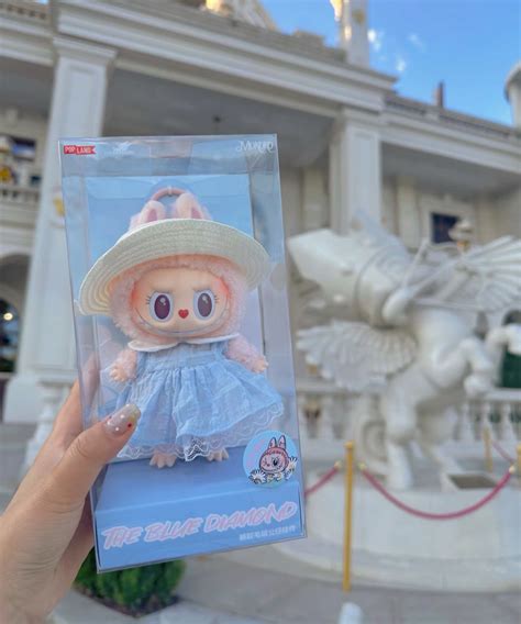 Labubu Mokoko V3 Size 18cm ChÍnh HÃng Pop Mart GiÁ TỐt