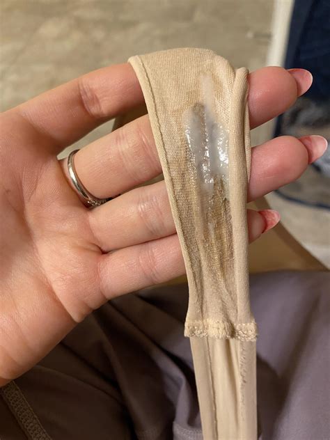 [oc][legit] My Freshly Worn Thong 😋 It Was Hugging My Teen Kitty All