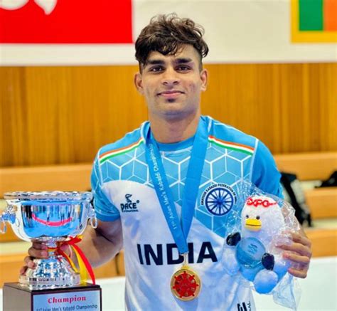 Who Is Aslam Inamdar Kabaddi Players Bio Wiki Career Playing Style