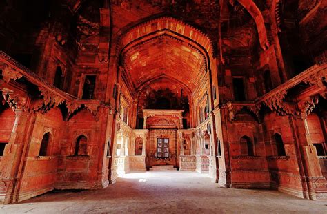 Govind Dev Ji Vrindavan — Preserve Culture