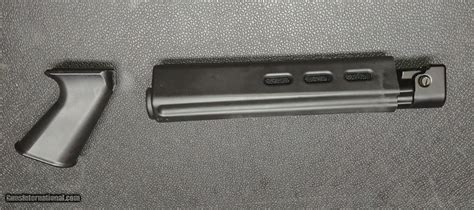 FAL DSA SA Belgian Handguard And Pistol Grip FAL Furniture Set Black