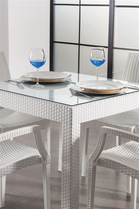 SANDALİE Rattan x Camlı Beyaz Masa Bahçe balkon teras Fiyatı Yorumları Trendyol