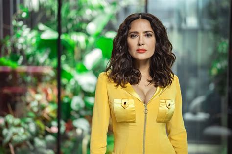 Black Mirrors Salma Hayek Annie Murphy On Joan Is Awful Episode