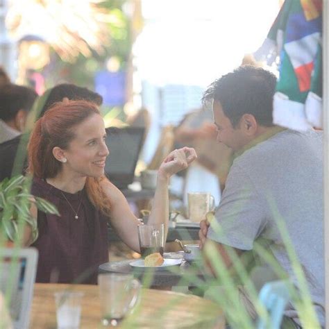 מה הקשר סתיו שפיר ואריק זאבי מדסקסים על החיים