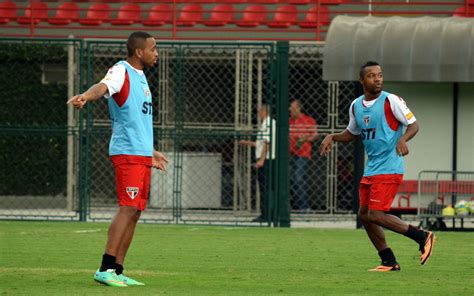Treino Técnico Antes Do Clássico Spfc