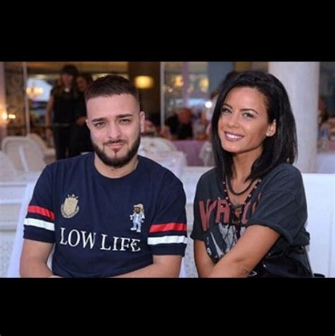 Криско издаде пола и името на новороденото си бебче Снимки За Жената