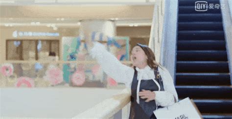 《仙琦小姐许愿吧》开播，鬼鬼继承神秘镯子，许愿就能心想事成