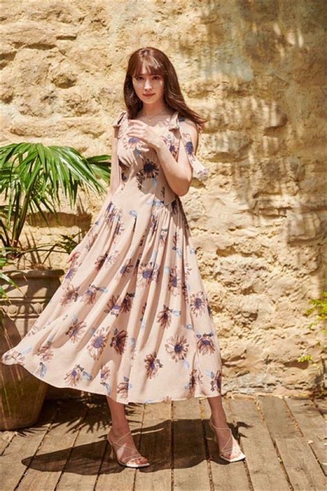Herlipto Sunflower Printed Midi Dress メルカリ