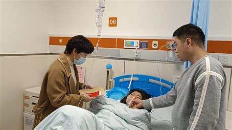聋哑妈妈割肝救子，经过近10个小时手术母子平安七环视频澎湃新闻 The Paper