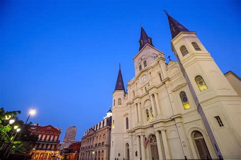 세인트 루이스 대성당 인 프렌치 쿼터 뉴올리언스 루이지안 25 센트에 대한 스톡 사진 및 기타 이미지 25 센트 건축 교회 Istock