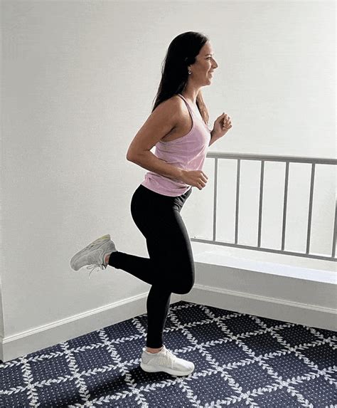 15 Waist Slimming Exercises For A Smaller Waist