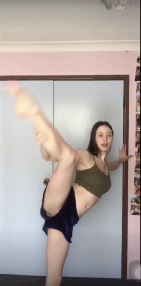 Upshorts