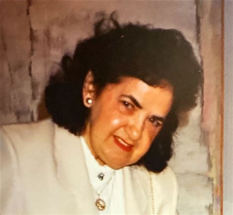 Mme Annette Dostie Bélanger Résidence funéraire Steve L Elkas