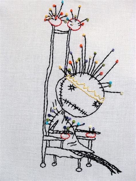Pin Cushion Queen Embroidery And Stitching Pin Cushions Stitching Art
