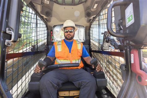 Compact Track Loaders 275 Compact Track Loader 127180