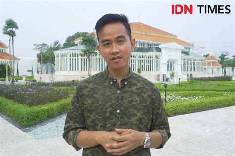 Gibran Sebut Ibu Hamil Butuh Asam Sulfat Berujung Maaf