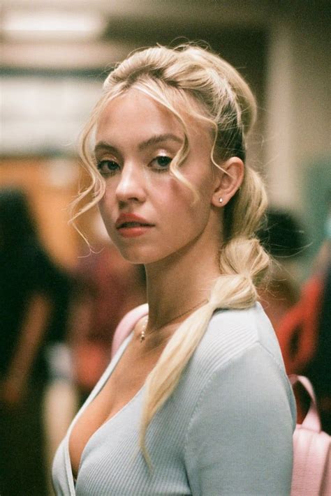 This Is Exactly How Much Cassies 4 A M Beauty Routine In Euphoria Costs Euphoria