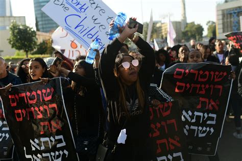 Hundreds Block Tel Aviv Roads In Ethiopian Led Protest Against Police