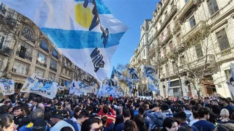 Masivo Rechazo Por El Intento De Asesinato De Cristina Diario El