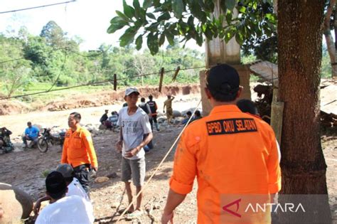 Dahsyatnya Banjir Bandang Di OKU Selatan 3 Rumah Terbawa Arus
