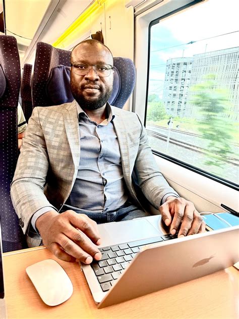 Obinna Frank Ibekwe On Linkedin Awssummit Cloudinnovation Techjourney