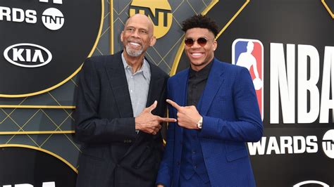 Giannis Antetokounmpo Named Nba Most Valuable Player For 2018 19 Season