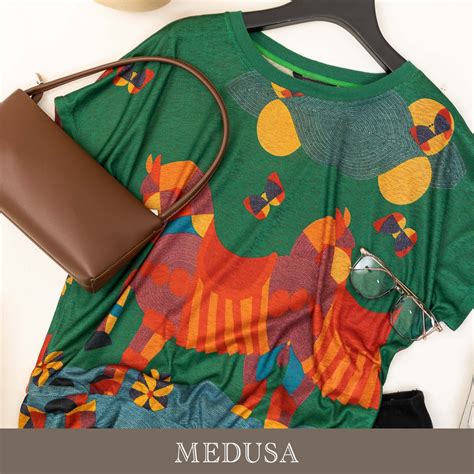 現貨【medusa 曼度莎】台灣製 色塊木馬綠色針織上衣（m 2l）｜女上衣 女休閒上衣 短袖上衣 短袖 Yahoo奇摩購物中心