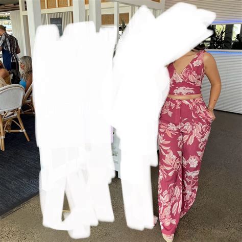 Sheike Set 🩷 Have Only Worn Twice And Has Been Washed Depop