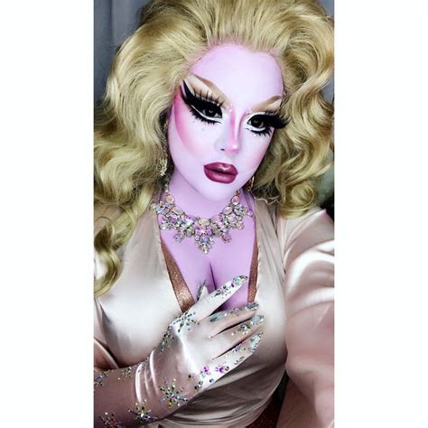 Creme Fatale Cremefatale • Instagram Photos And Videos Halloween