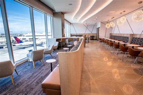 Los Angeles International Airport What Lounges Are Available And How Can