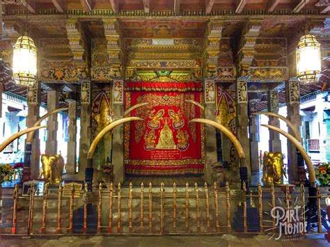 Sri Lanka Kandy Et Le Temple De La Dent Haut Lieu Du Bouddhisme