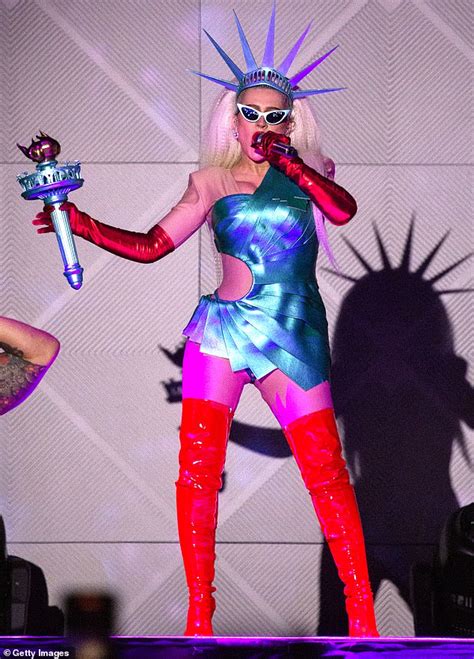 Christina Aguilera Puts On A Busty Display In Plunging Bodysuit And