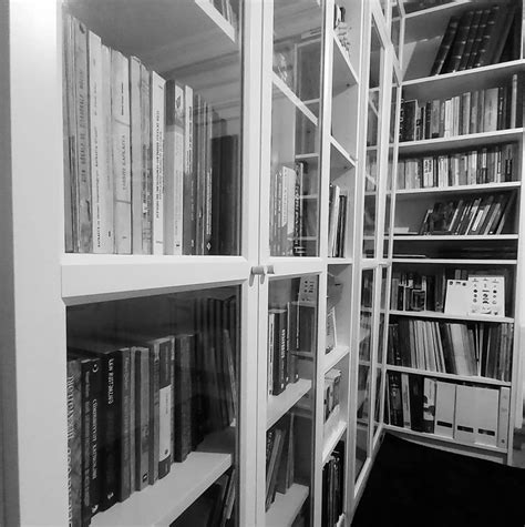 А вы знали что в Турции есть ресторан где столики расположены прямо над ледяной рекой⛰️ Этот