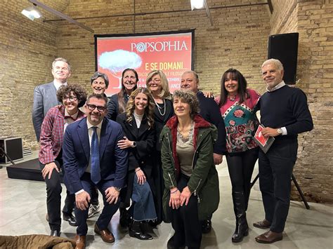 Pensare Il Natale Popsophia Ad Ancona Con Due Serate A Tema