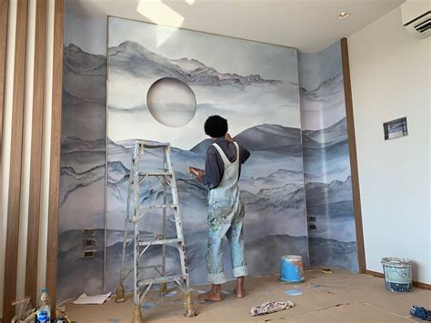 เร่งเก็บรายละเอียดงานเพ้นท์ลายหินอ่อน ผนังหัวเตียงห้องนอน ชั้น 2 และผนังด้านบนตี๊จุ๋ยเอี๊ย ชั้น