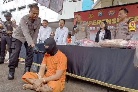 Polisi Pelaku Pembunuhan Pasutri Sempat Kabur Dan Bersembunyi ANTARA News