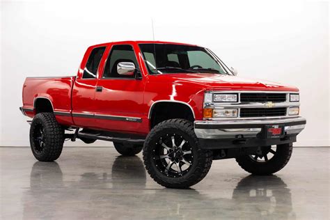 Old Lifted Trucks Liftedtrucks Lifted Chevy Tahoe Lif